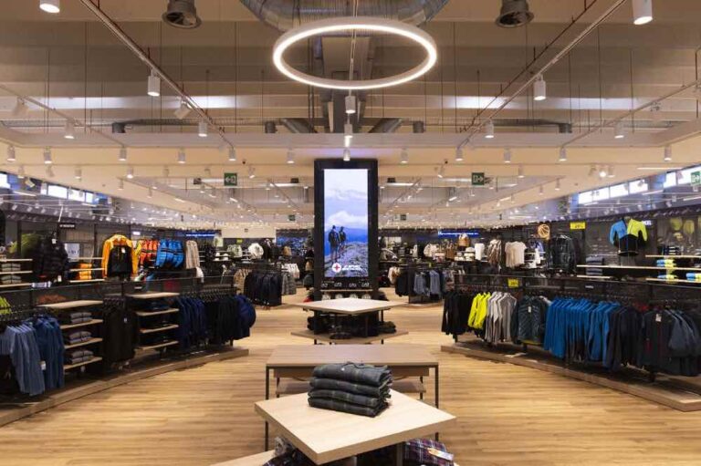 Nuovo megastore DF Sport Specialist a Cesano Boscone